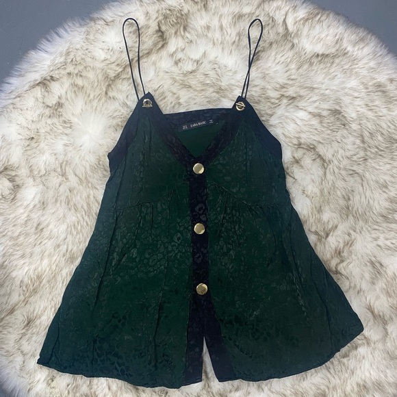 Zara | Tops | Zara Emerald Green Leopard Top | Poshmark